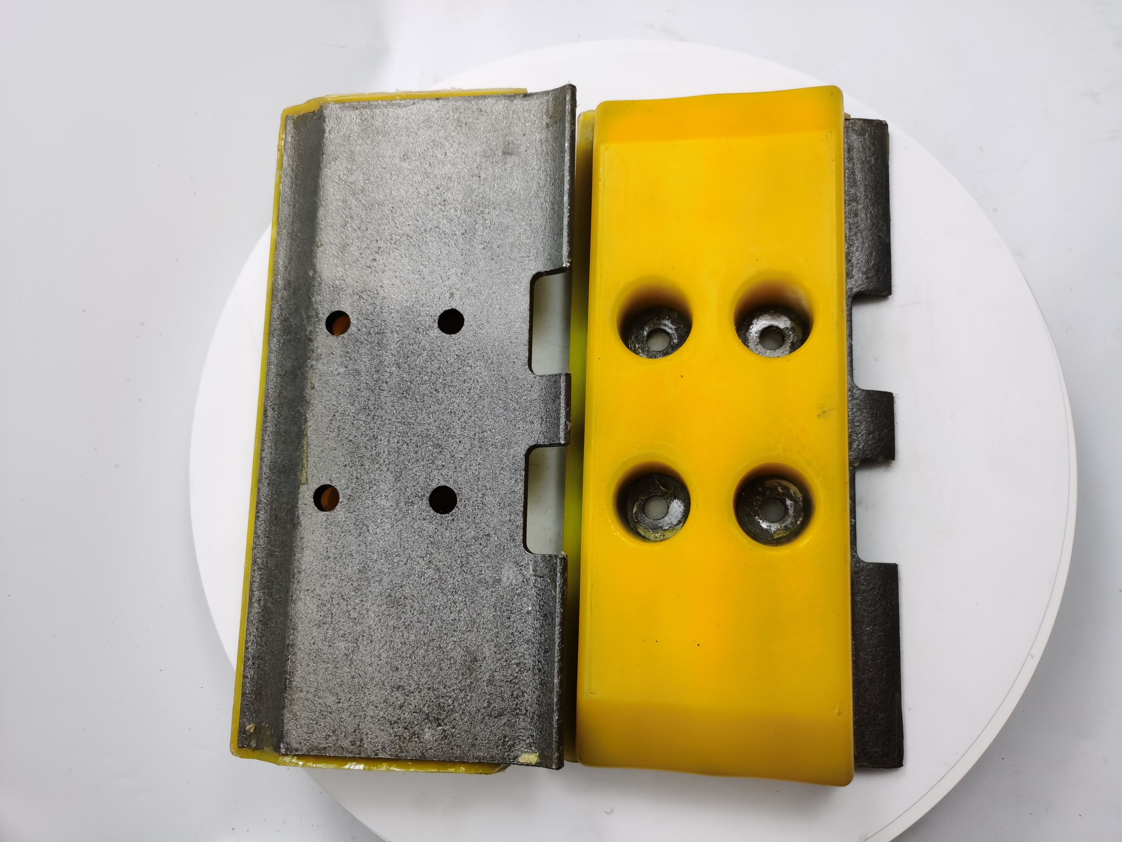 144728 track pads poly grip standard system for w2100,w220,w2200,w250i ...