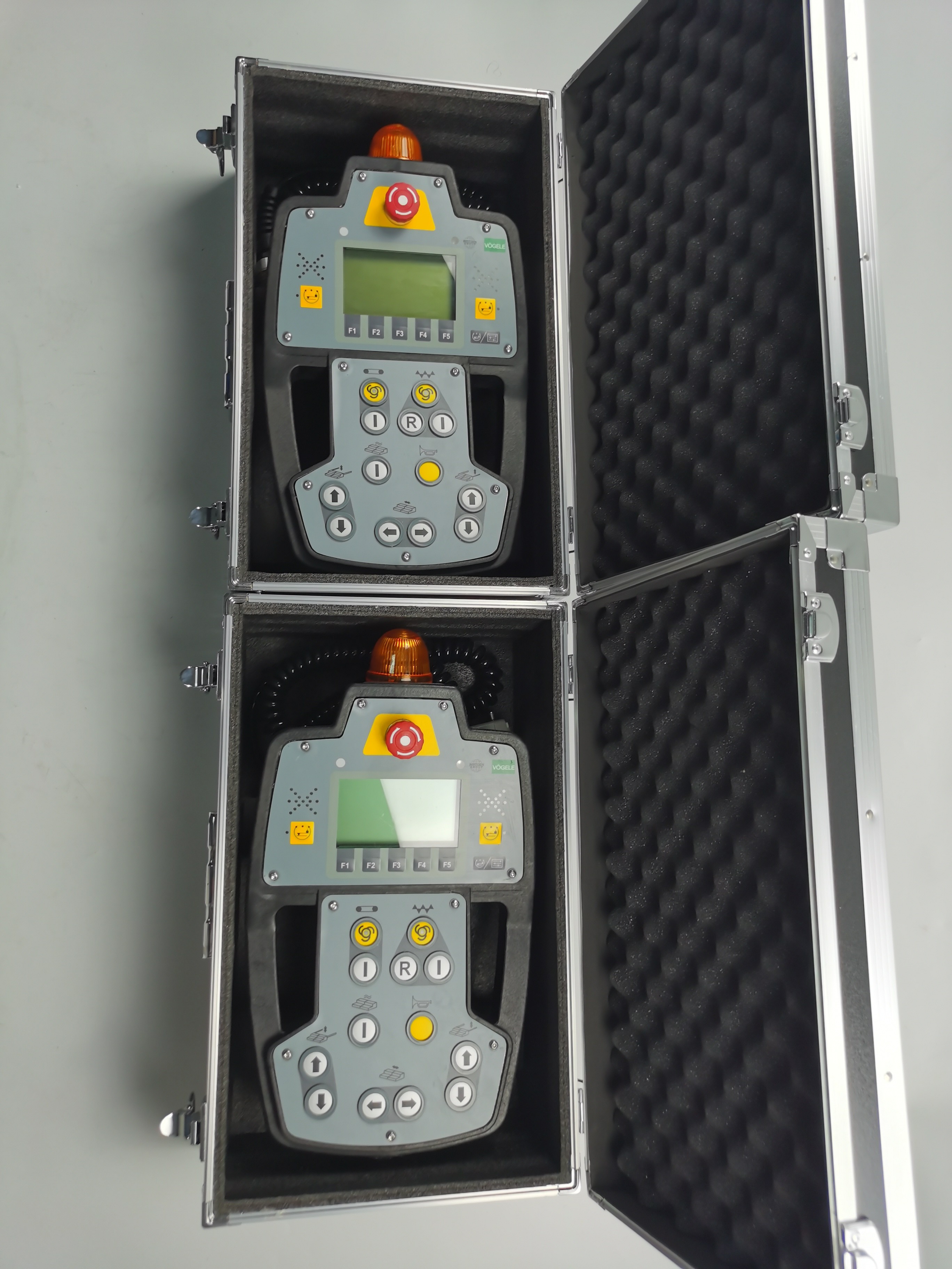 2052116 Asphalt Paver Electrical System Side Control Box For S1800-2 ...